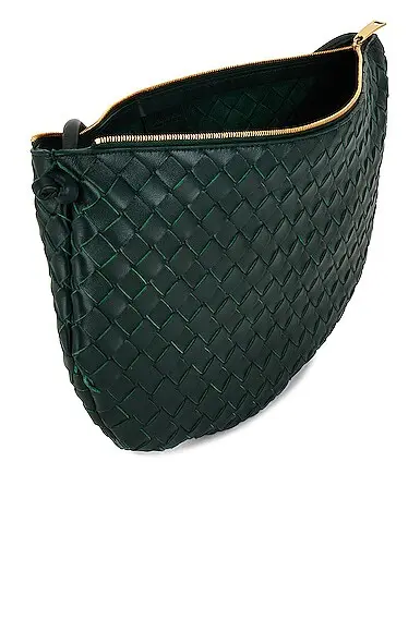 Bottega Veneta Medium Turn Pouch Bag In Dark Green - Raintree